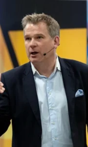 Hire Timothy Bradshaw | Military Speaker | Contact Agent