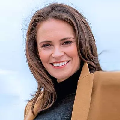 Hire Laura Miller | Booking Agent
